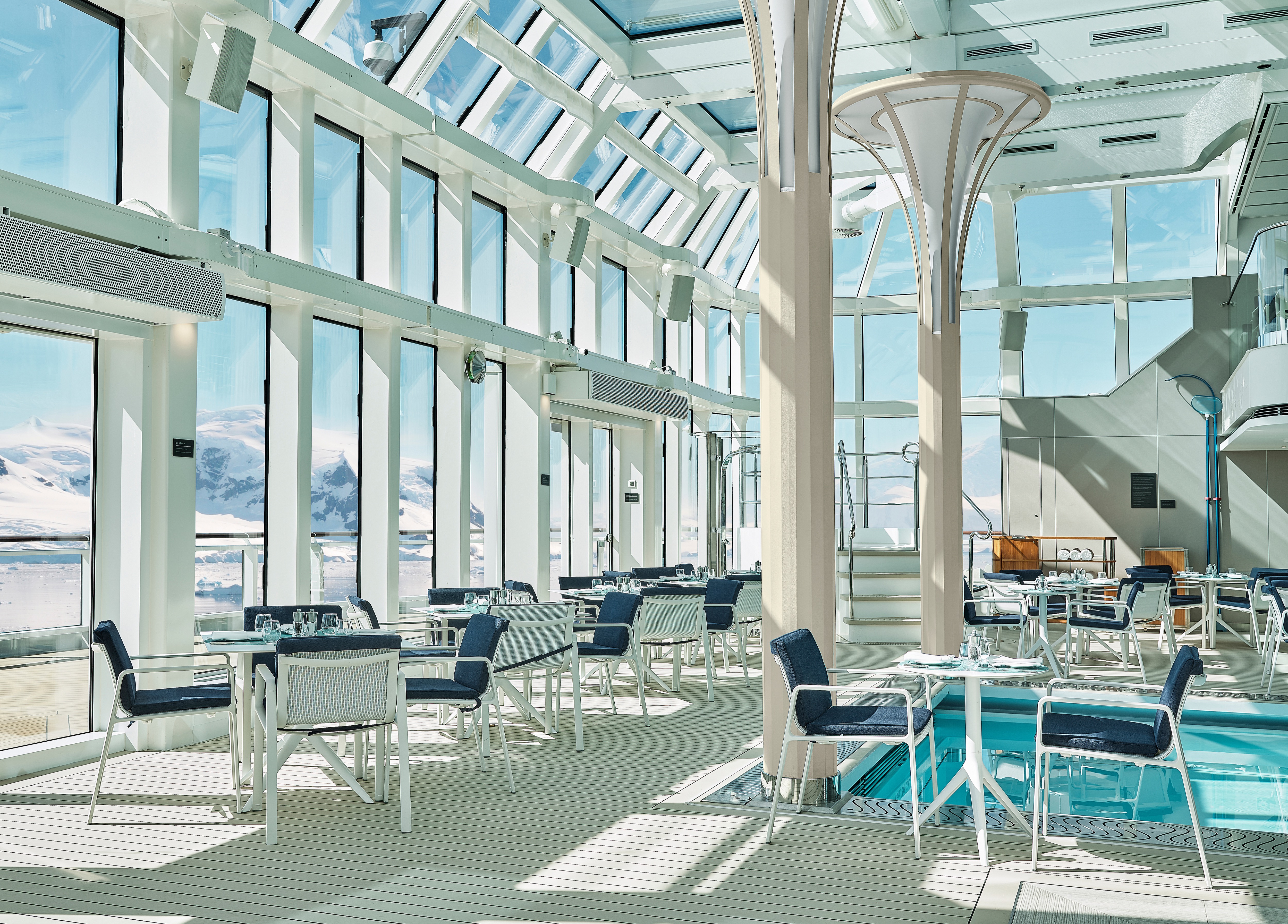 Silver Endeavour Luxury Expedition Ship | ExplorEarth