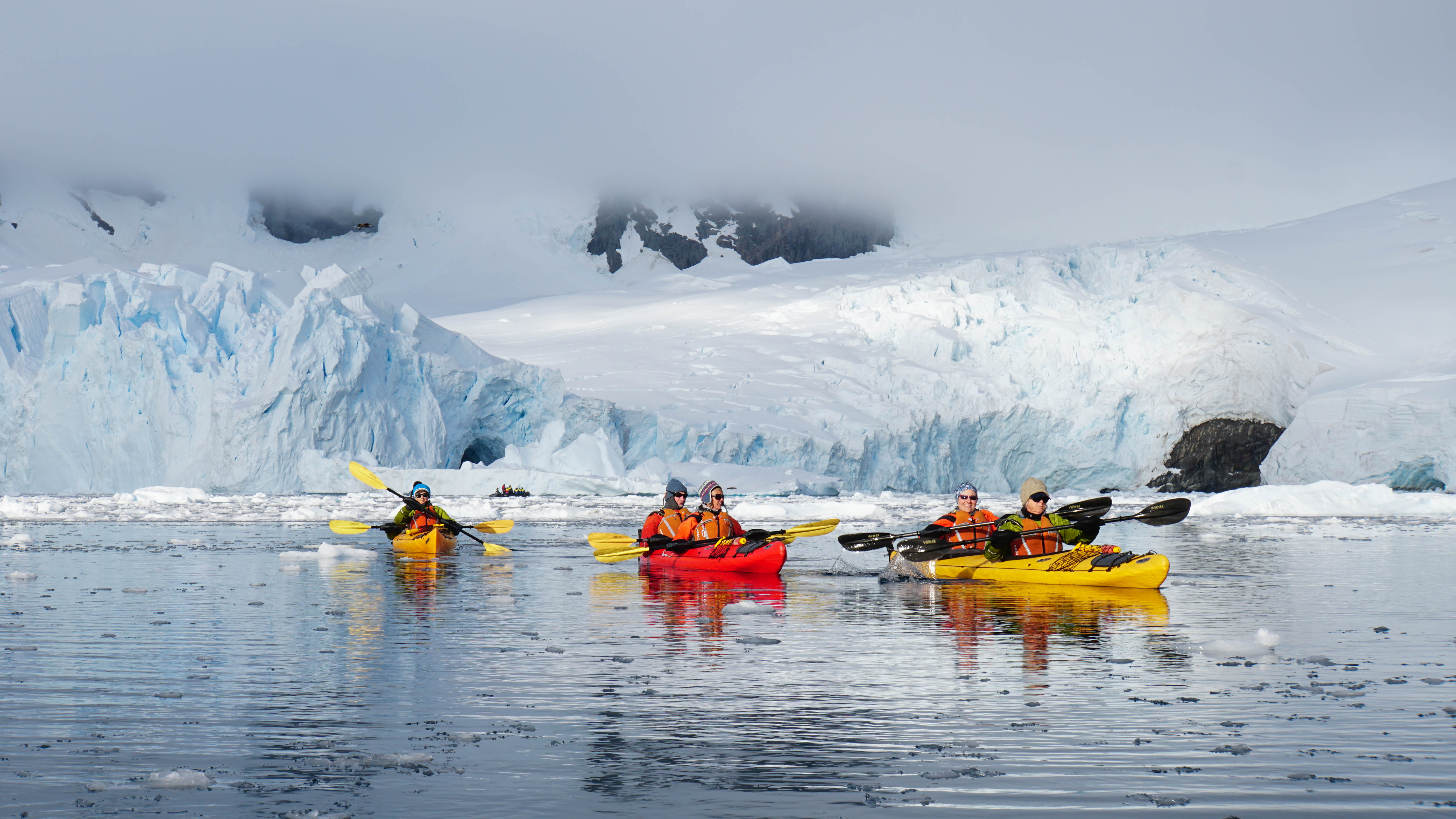 ExplorEarth | Explore the extraordinary | Expedition | Adventure | Cruise