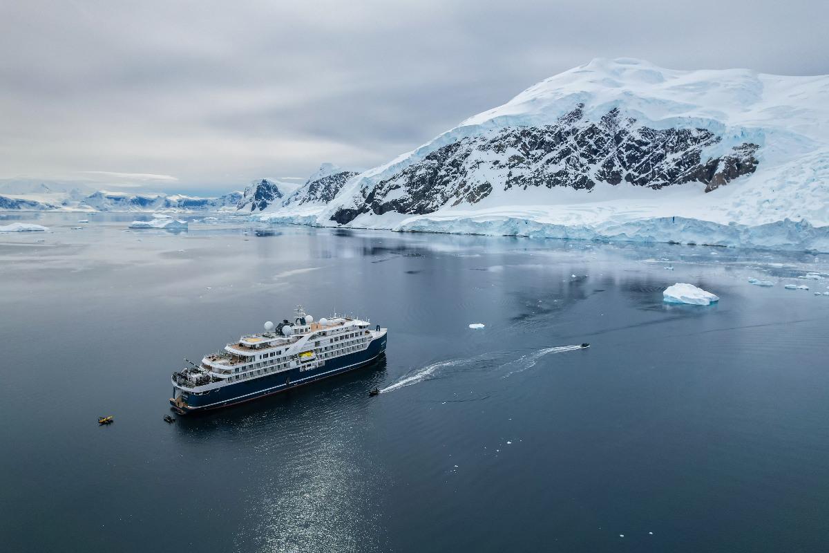 Polar vs Non-Polar Expedition Cruising: What’s the Difference | ExplorEarth