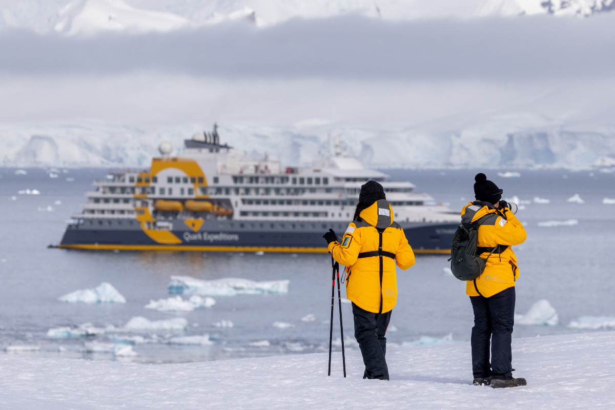 Polar vs Non-Polar Expedition Cruising: What’s the Difference | ExplorEarth